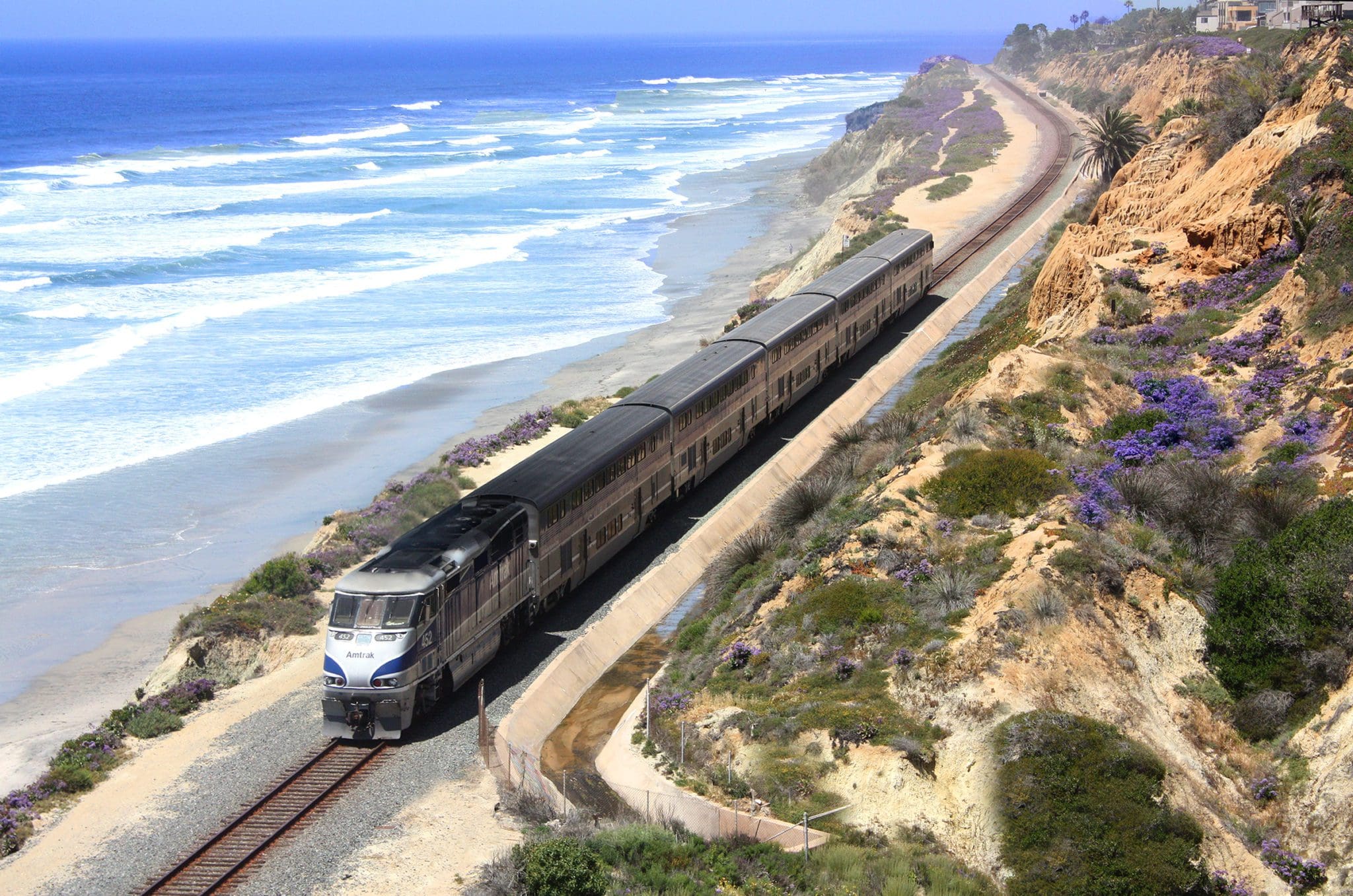 How to Relax and Enjoy the Ride with Amtrak Vacations - Covington Travel